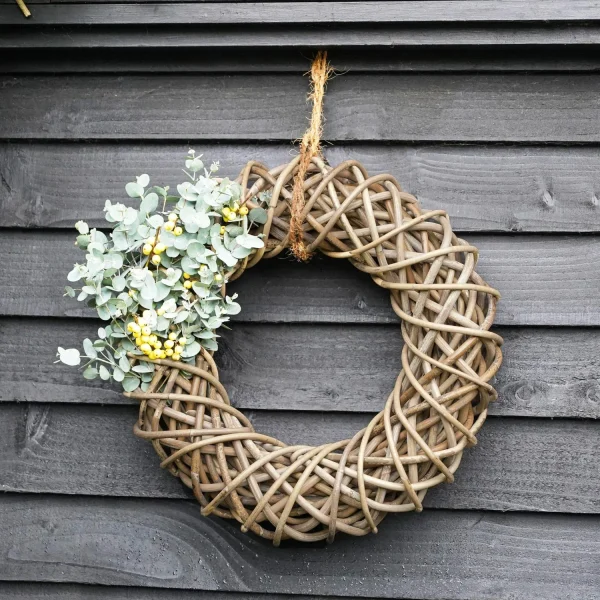 Rattan wreath – Bluelotusfarm